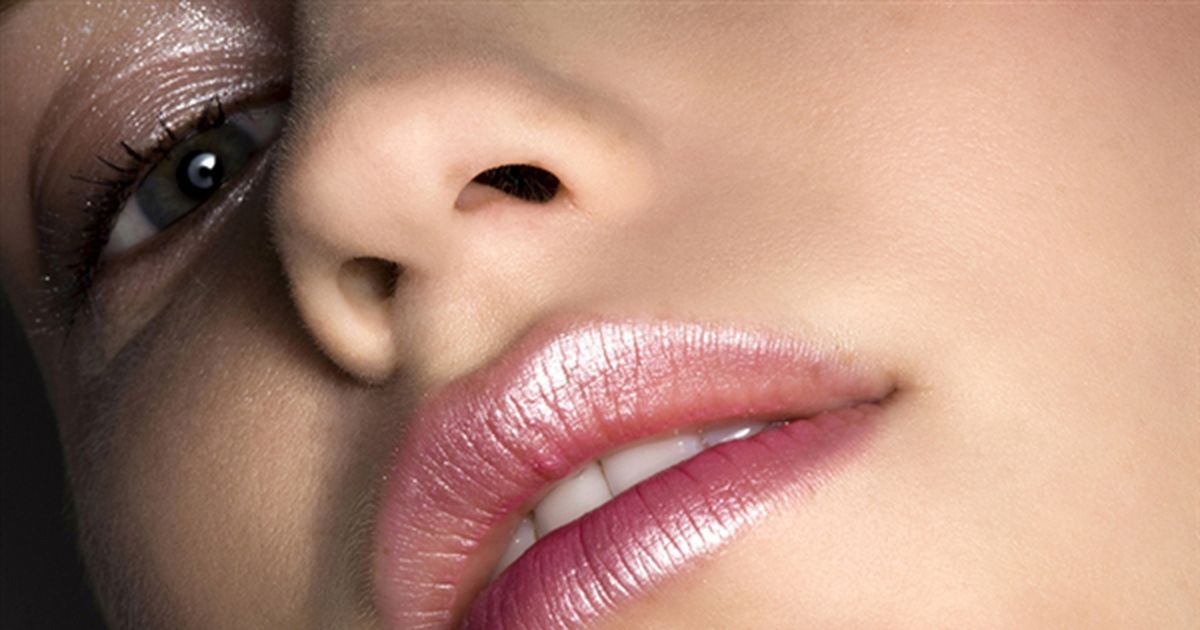 Večje in bolj polne ustnice - Novice - Elle.si