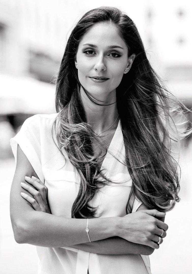 Alma Kochavy - Elle.si