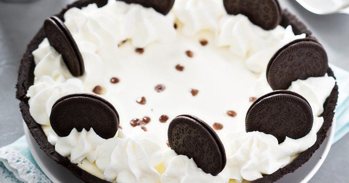 Cheesecake torta brez peke z Oreo piškoti - kot nalašč za poletje - Elle.si