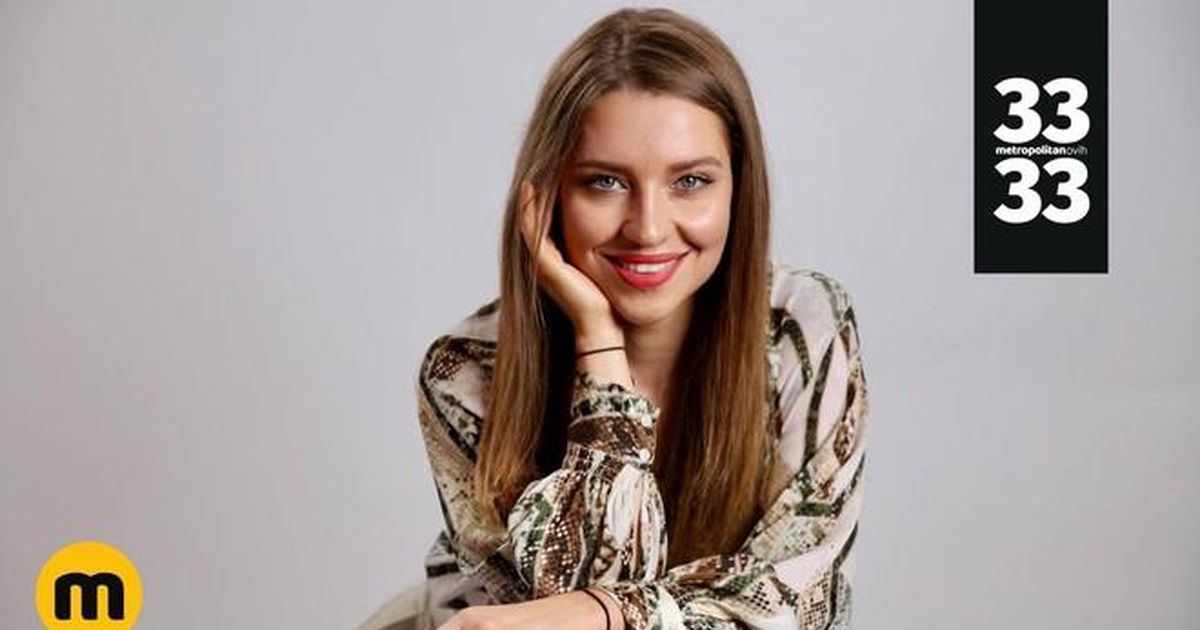 Si upate? Maja Keuc - Amaya naenkrat nosila dve sorodni barvi, ki jih ...