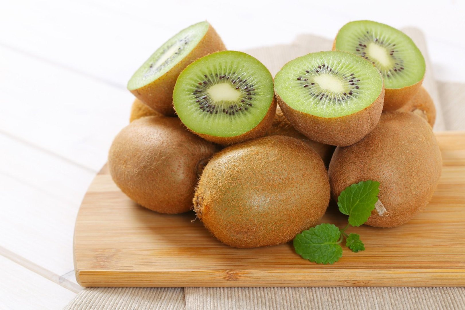 Pozabite na limono, to je sadež, ki vsebuje še več C vitamina ...