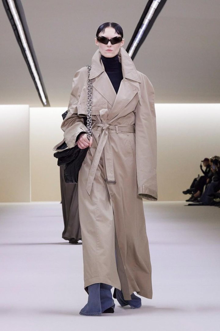 5 modelov modnih kavbojk za jesen in zimo 2023, ki jih lahko kupite ...