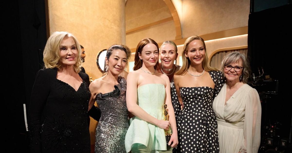 Veste, kateri generaciji pripadate? Pred vami je vodeni ogled po ...