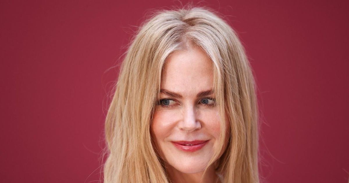 Nicole Kidman na olimpijskih igrah kot popolna Parižanka v bordo ...