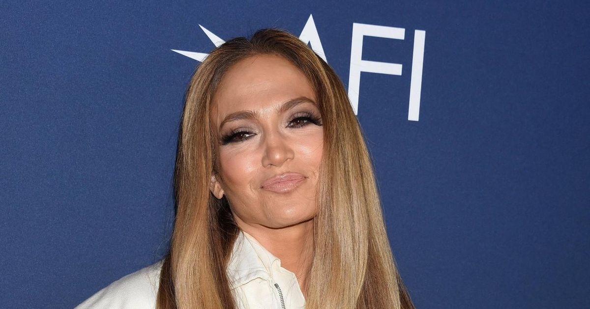 Jennifer Lopez lopez v najbolj divjem stajlingu doslej, ki bo pritegnil ...
