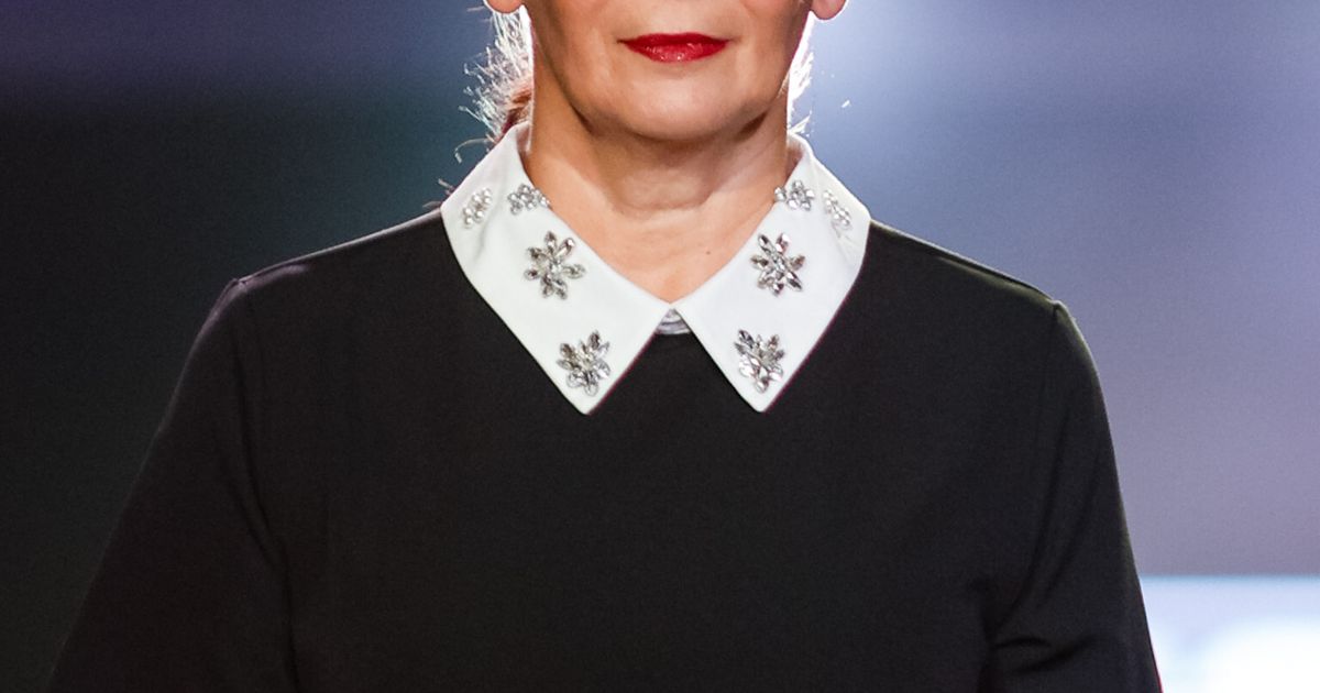 Znana Slovenka v dilemi: od doma s hlačami ali brez? - Elle.si